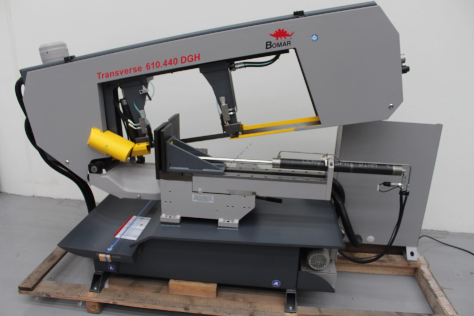 Buy Bomar Transverse 610.440 DGH Semi Automatic Bandsaw for Sale Online ...
